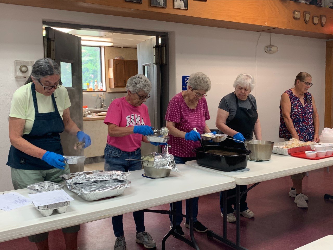Colchester senior dining center celebrates anniversary | The Reporter ...