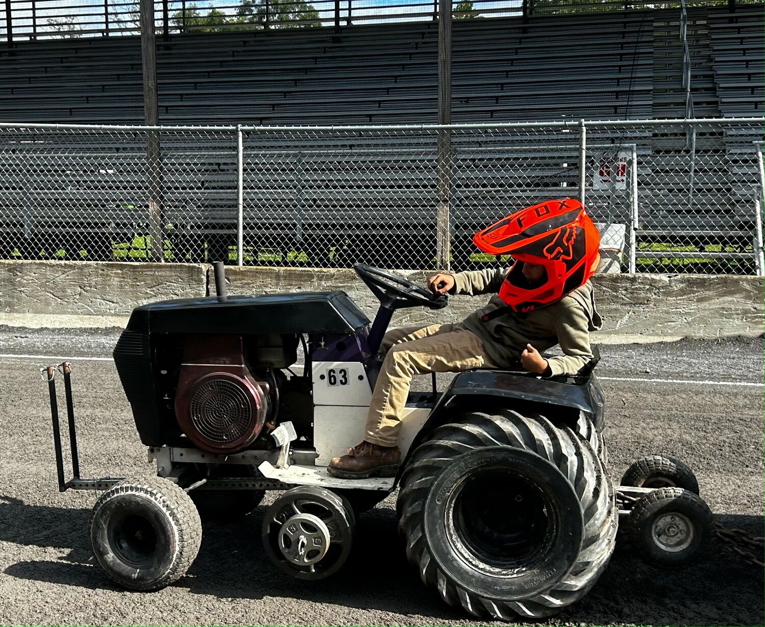 Pulling tradition forward: Garden tractor pull features novices and ...