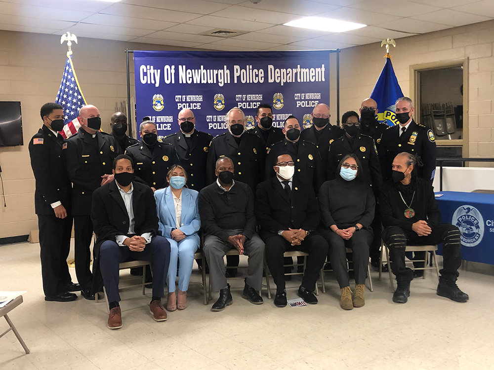City welcomes 10 new police chaplains | Mid Hudson Times