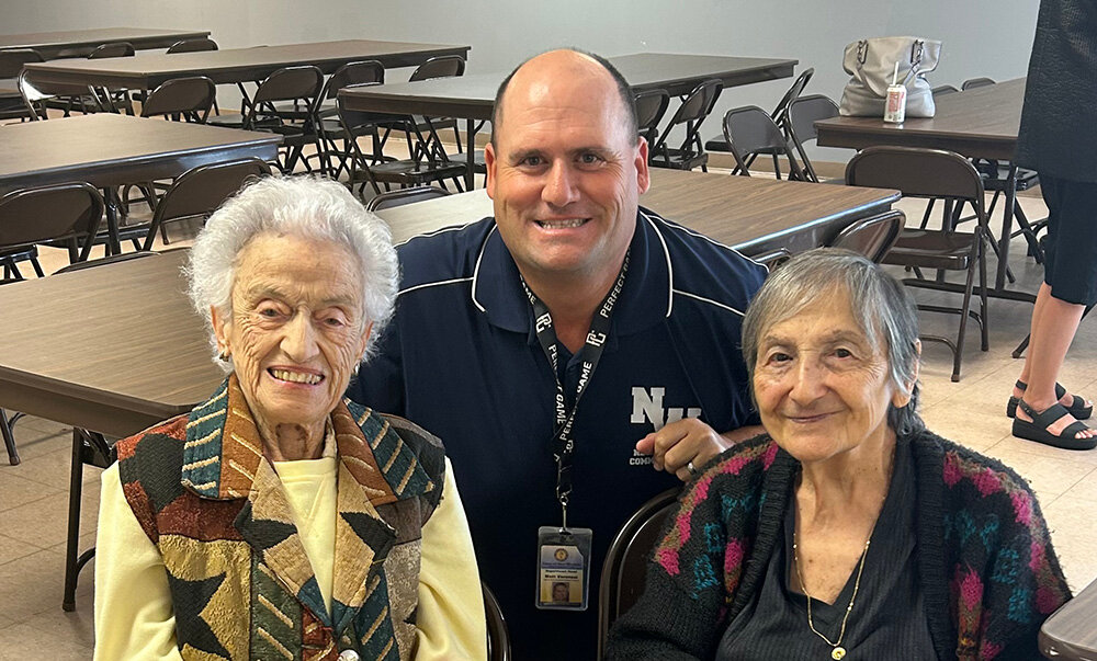 Old friends gather at the senior luncheon | My Hudson Valley