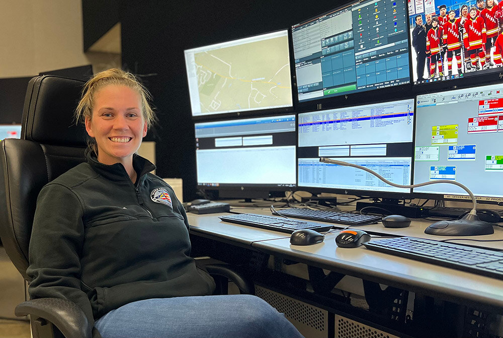It takes many hands to run the 911 centers | My Hudson Valley
