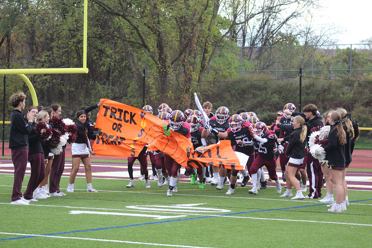 Raiders fall 7-0 in season finale | My Hudson Valley