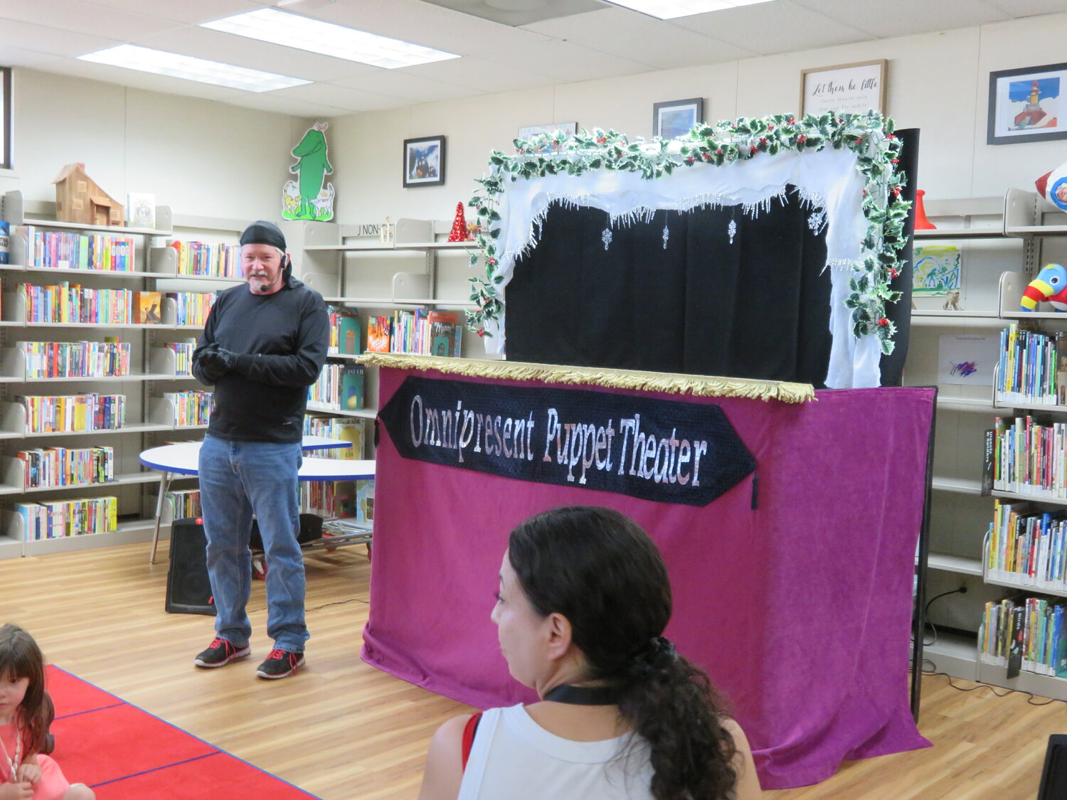 Christmas Puppet Theater takes the stage at KRV Branch Library - Kern ...
