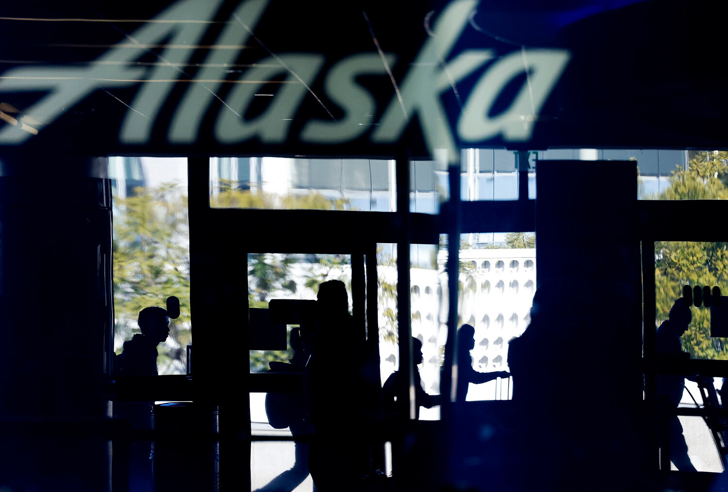 Passengers sue Alaska Airlines, Boeing after 737 MAX 9 fuselage blowout ...