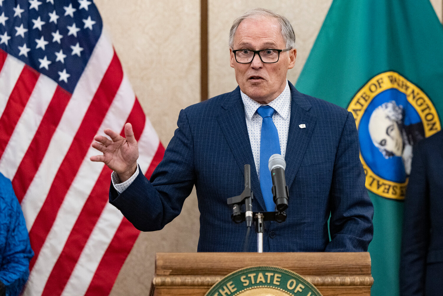 Gov. Inslee signs bill allowing hate crime charges for defacing public ...