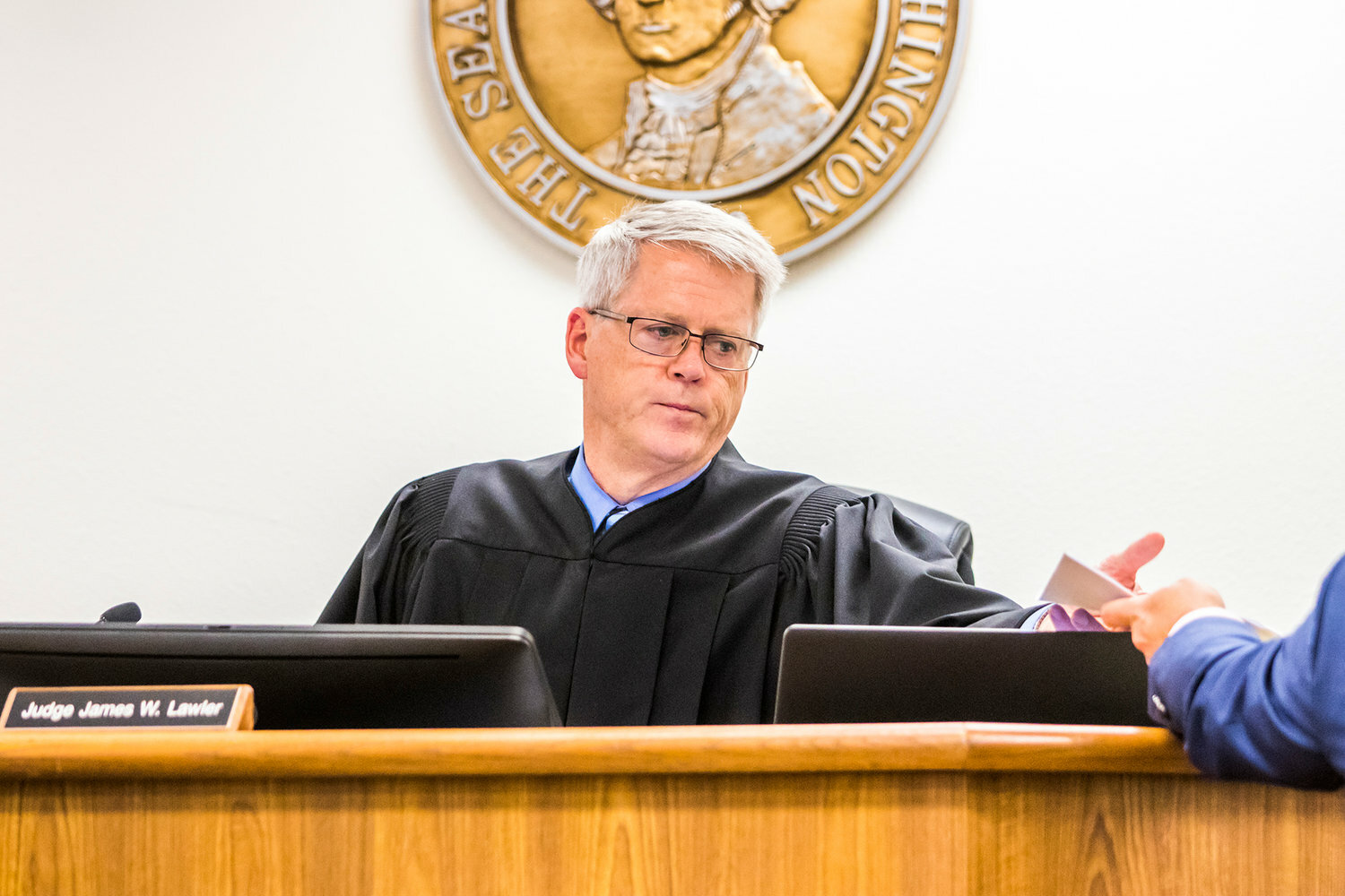Washington state court network outage continues; Lewis County courts ...