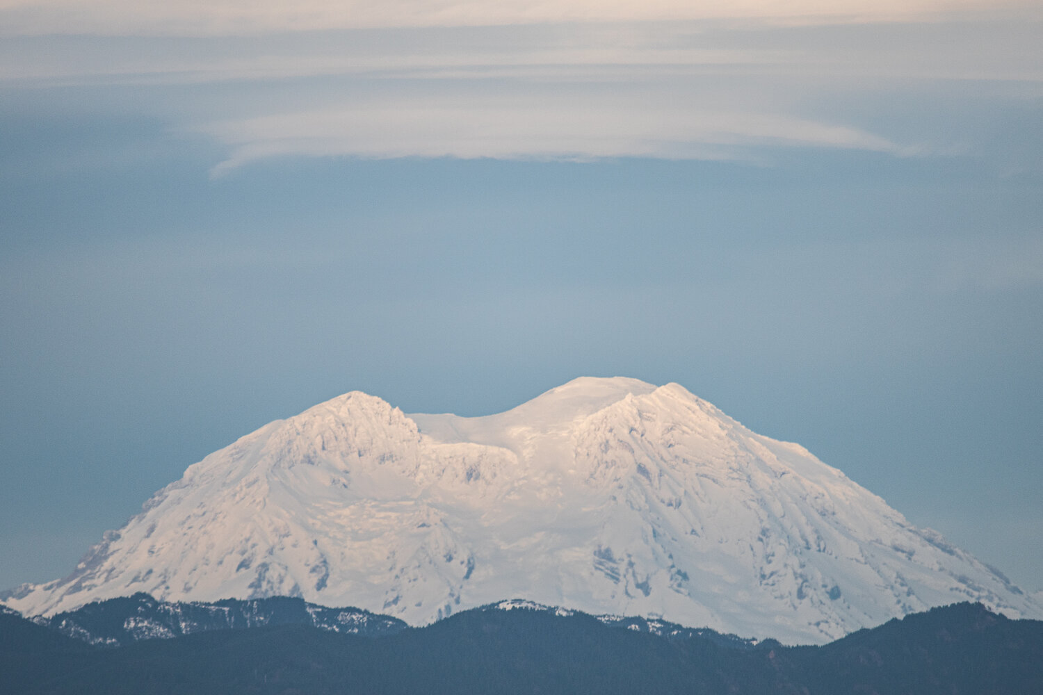 Mount Rainier climber, 51, among two dead | The Daily Chronicle