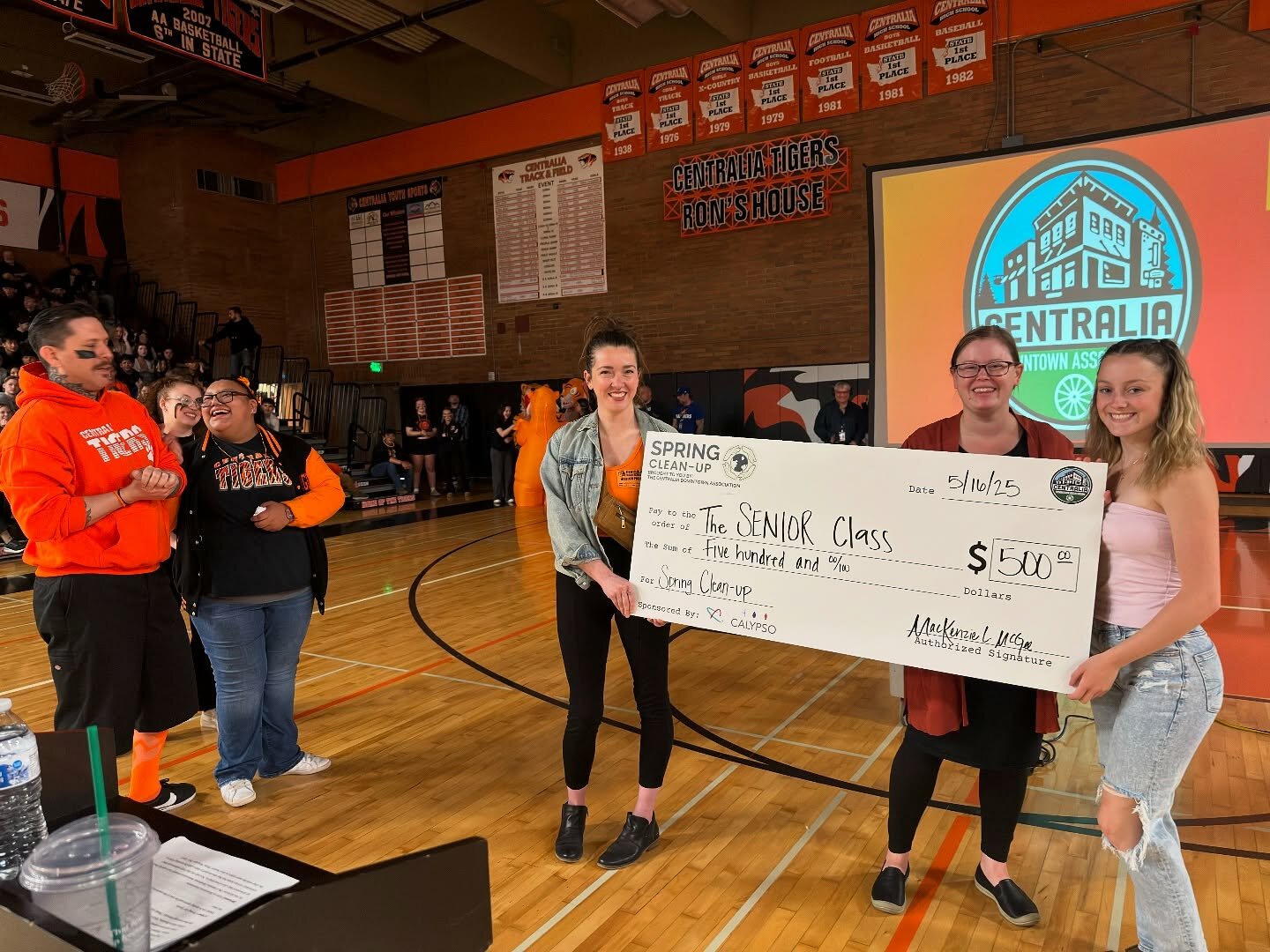 In focus: CDA awards check to Centralia High School senior class after ...