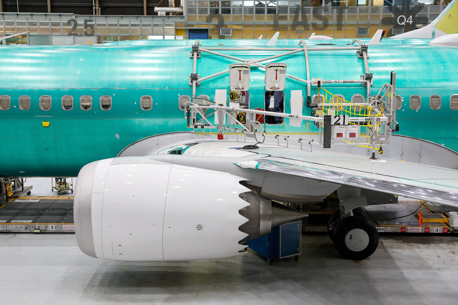 Boeing looks to familiar faces for new Everett 737 MAX assembly line ...