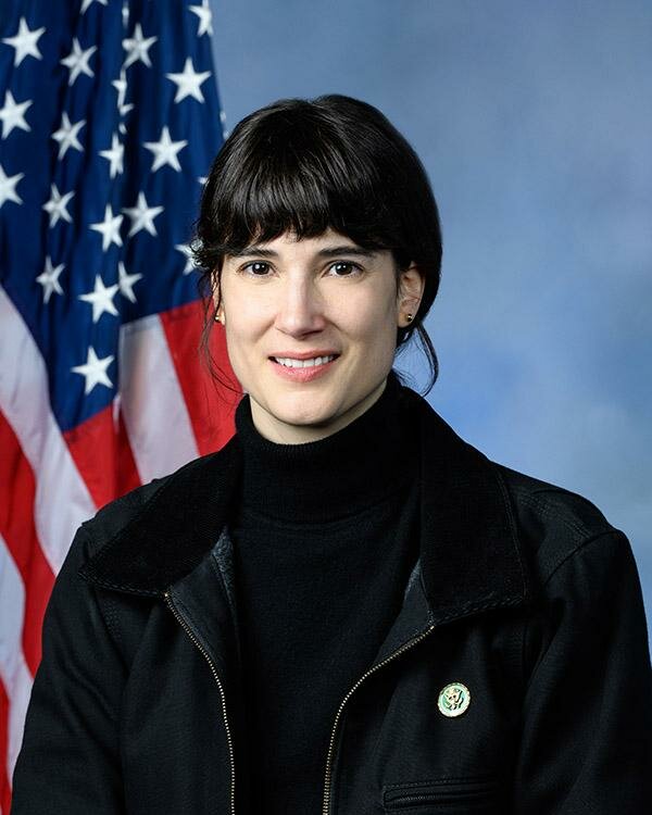 Gluesenkamp Perez introduces bill aimed at helping local businesses ...