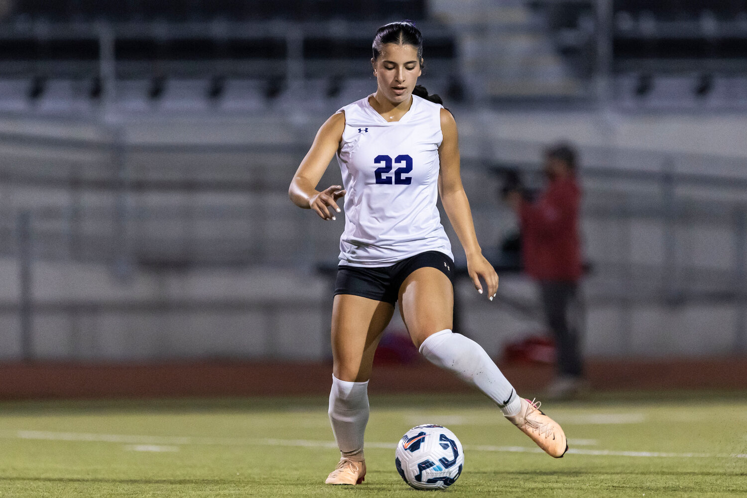 Sandridge scores four as Loggers roll past Ravens | The Daily Chronicle