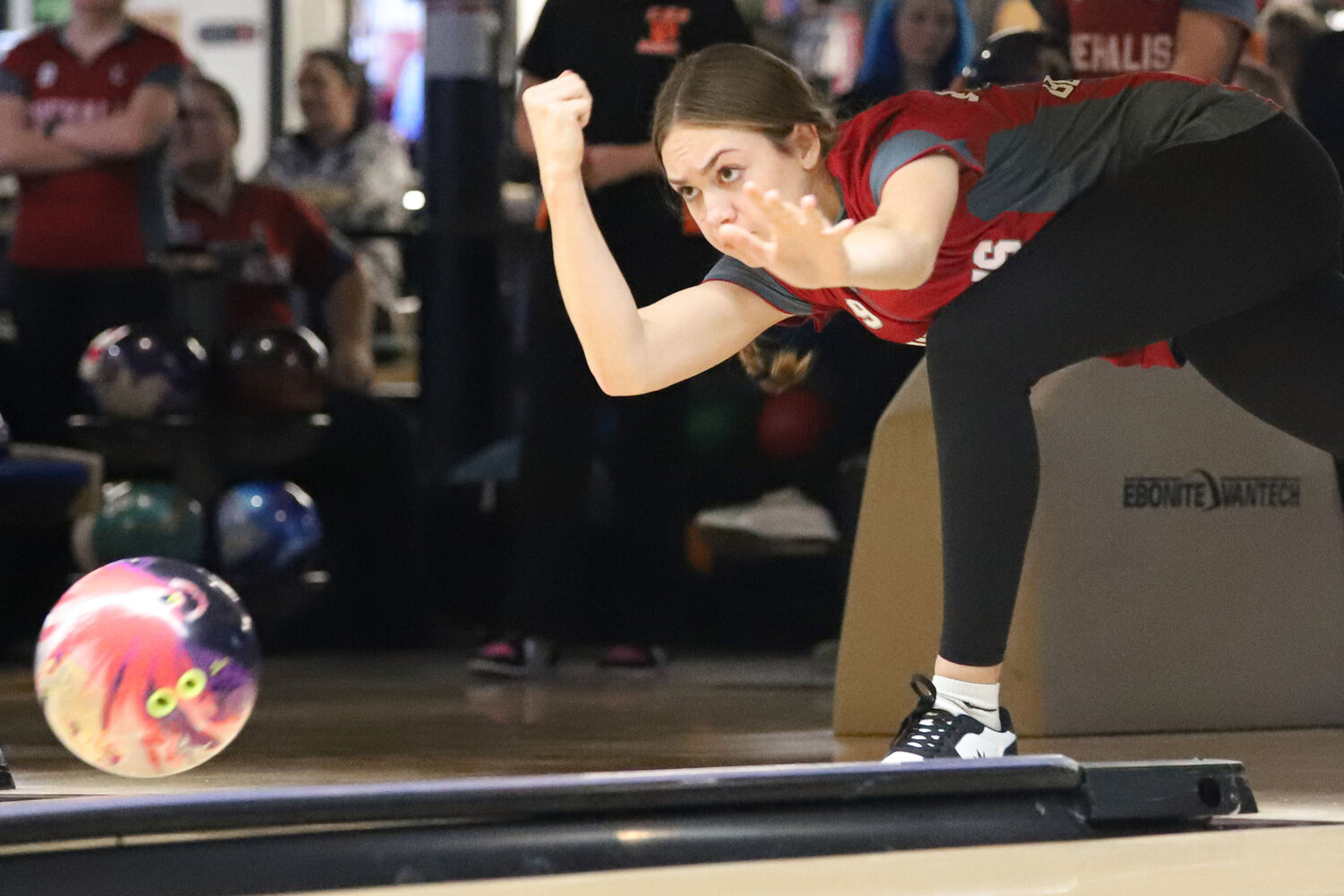 ‘Bearcat Bowling Bomb Squad’ knocking down pins two hands at a time ...