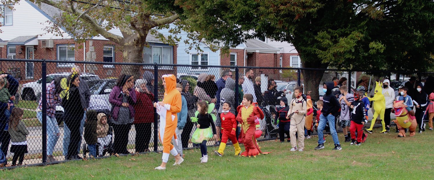 East Rockaway schools host a Halloween howl | Herald Community ...