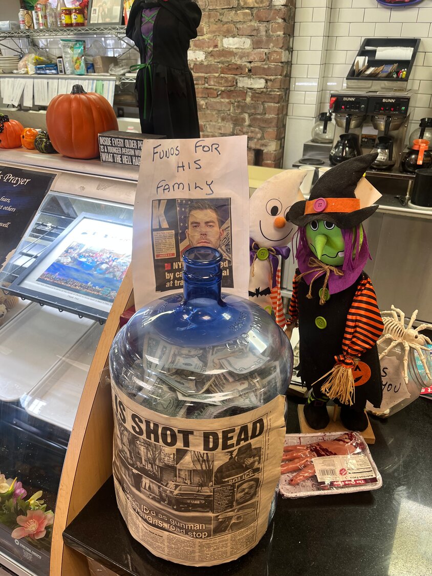 Aratas Deli raises funds for NYPD Detective Jonathan Diller’s family ...