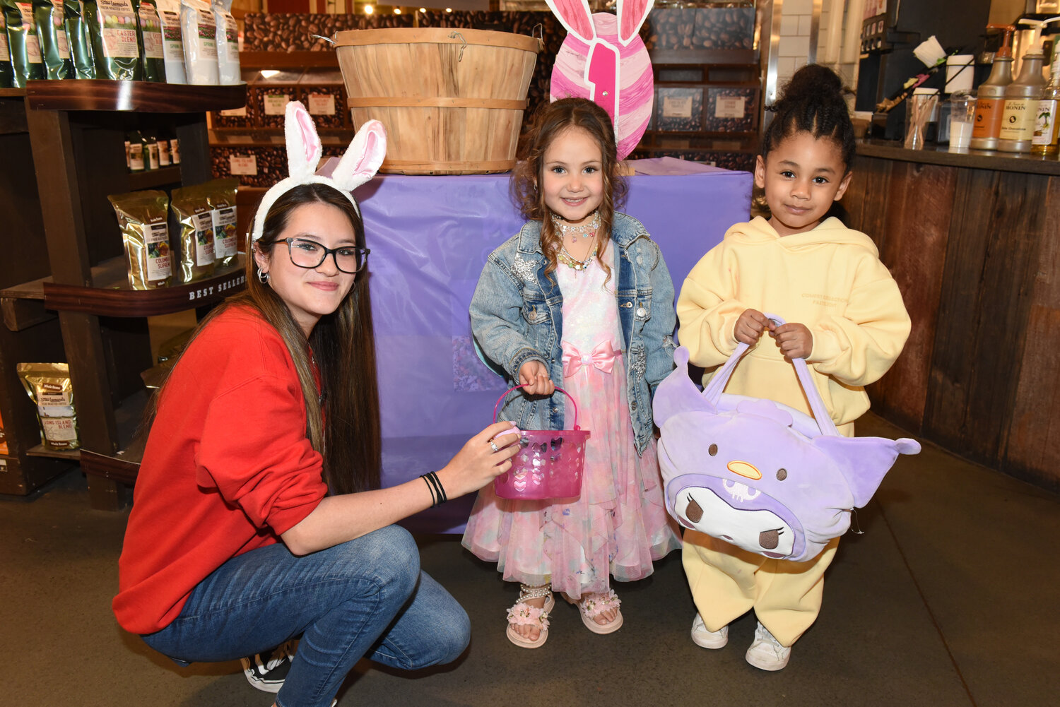 A jolly good Easter egg hunt at Stew Leonard’s | Herald Community ...