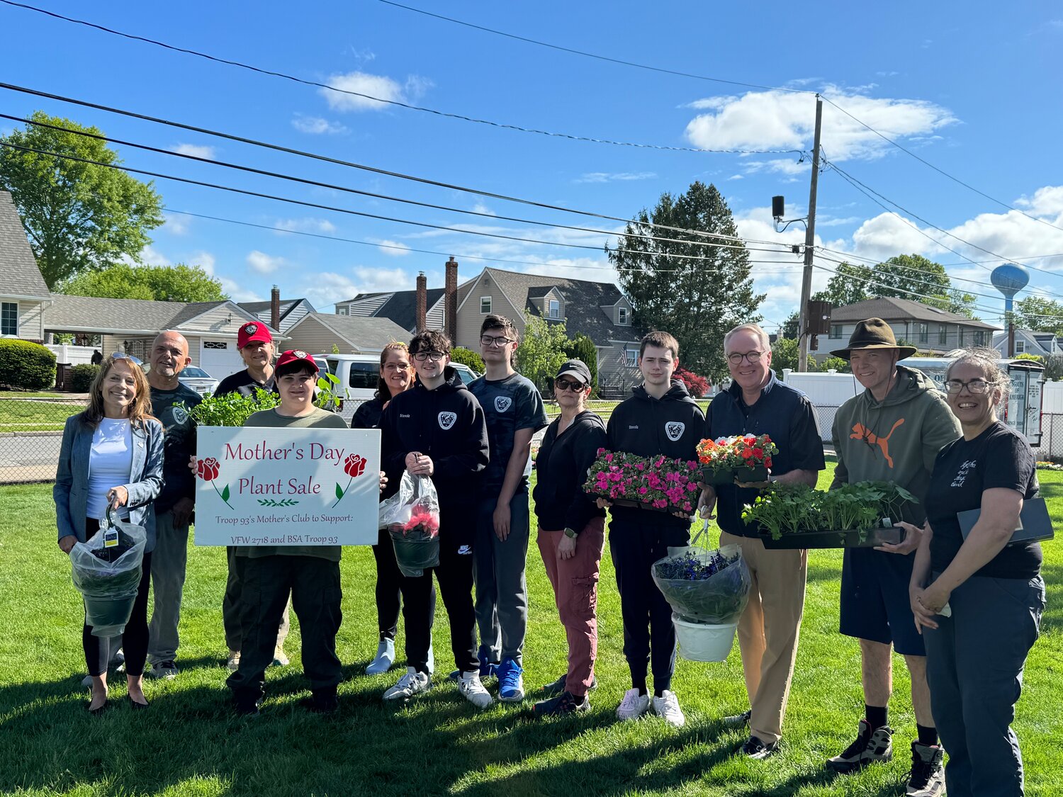 Boy Scouts' Mother’s Day plant sale blooms with community spirit ...