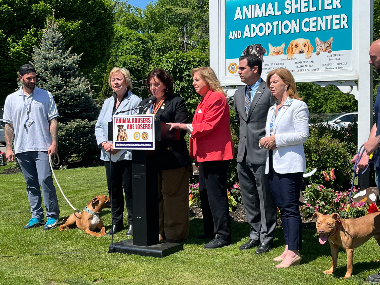 Nassau officials push bail reform for animal abuse in Wantagh | Herald ...