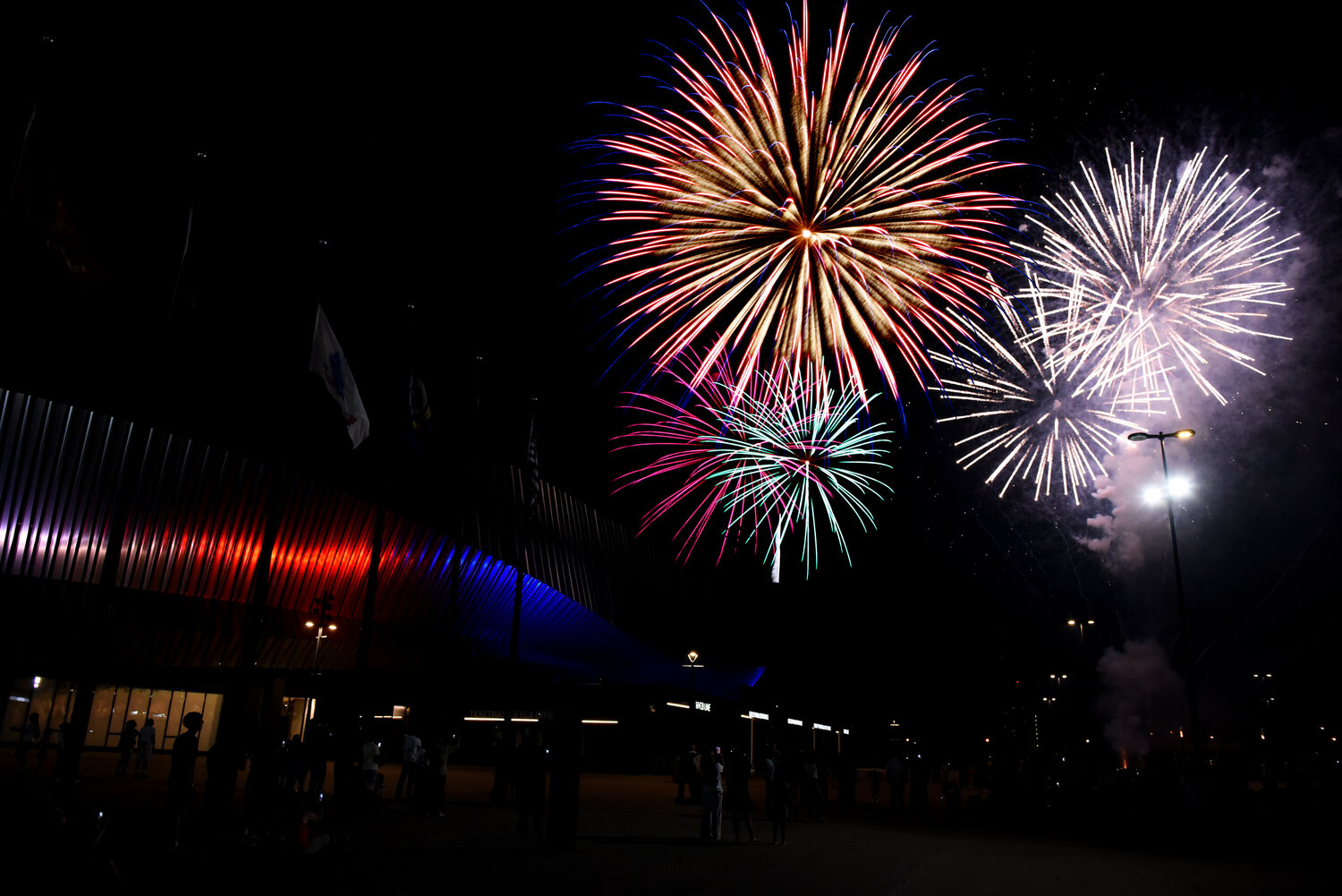Red, white, and boom: Fireworks Shine Over Nassau Coliseum | Herald ...