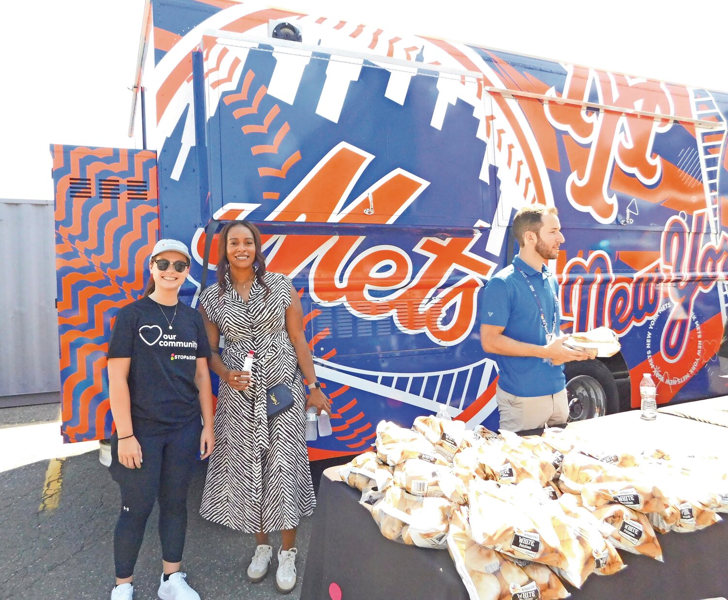 Stop & Shop food giveaway with the New York Mets | Herald Community ...