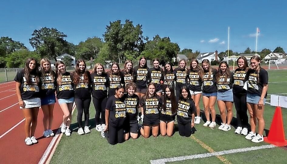 Mepham soccer teams kickin' it for cancer research | Herald Community ...