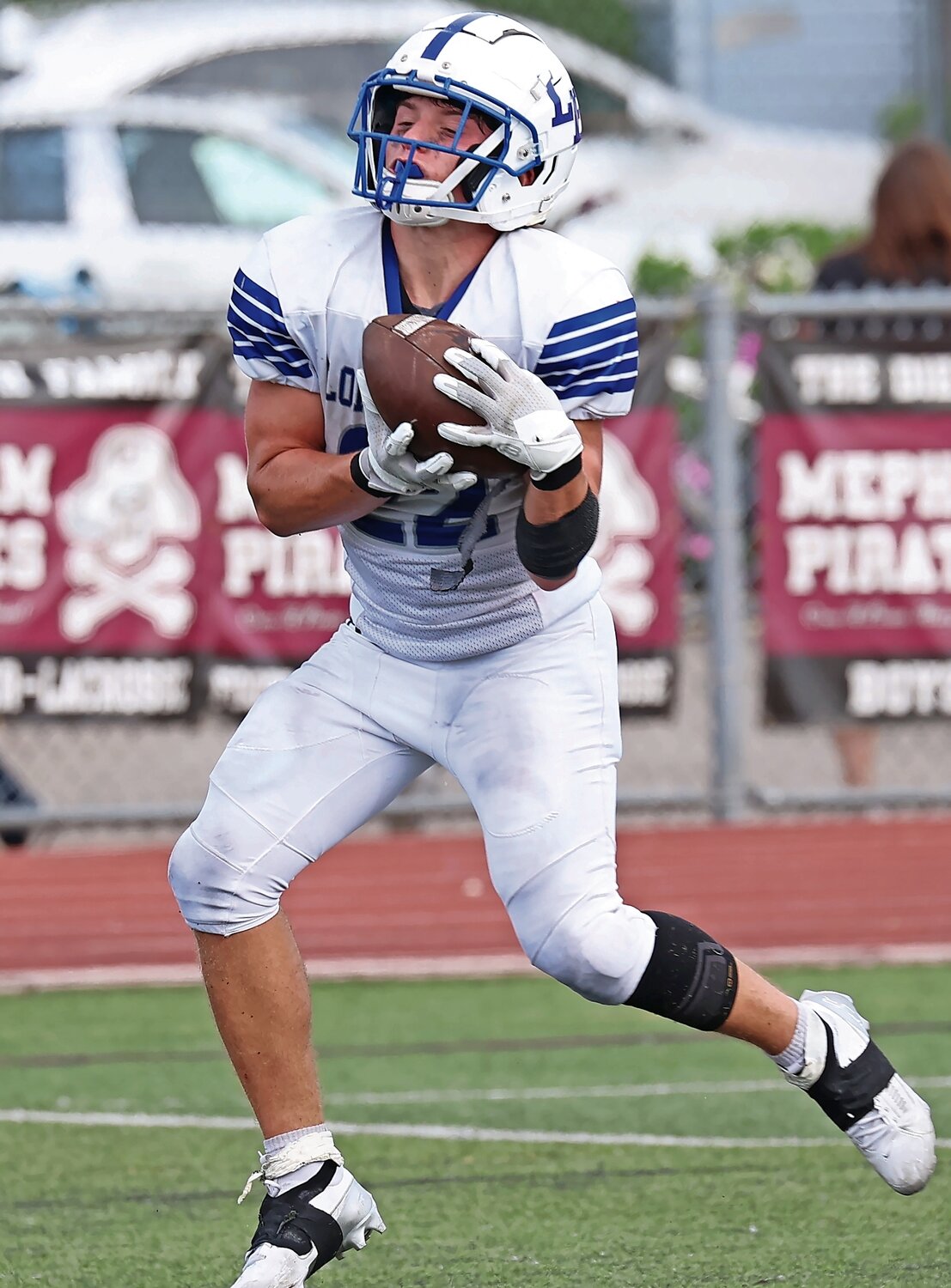 Mepham dominates Long Beach with defense-led 24-0 football victory ...