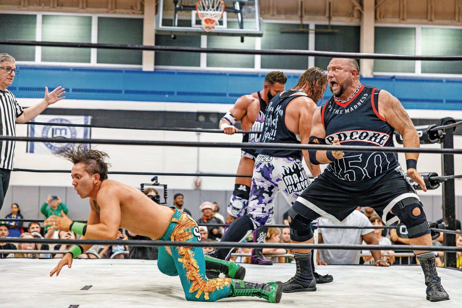 Wrestlers team up with Merrick Bellmore Little League for fundraiser ...