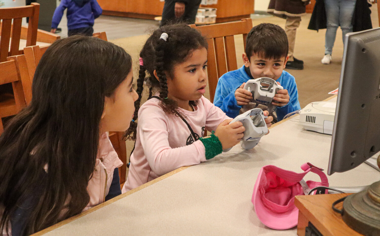 Elmont community enjoys inaugural ‘El-Con’ | Herald Community ...