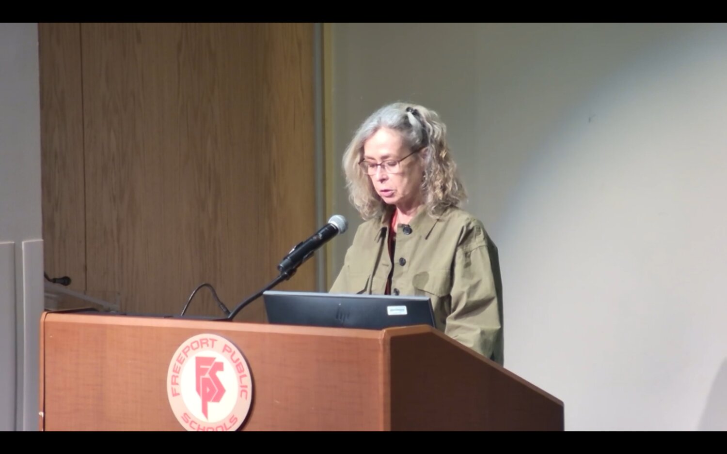 Freeport school board opens first town hall, pledges transparency on ...