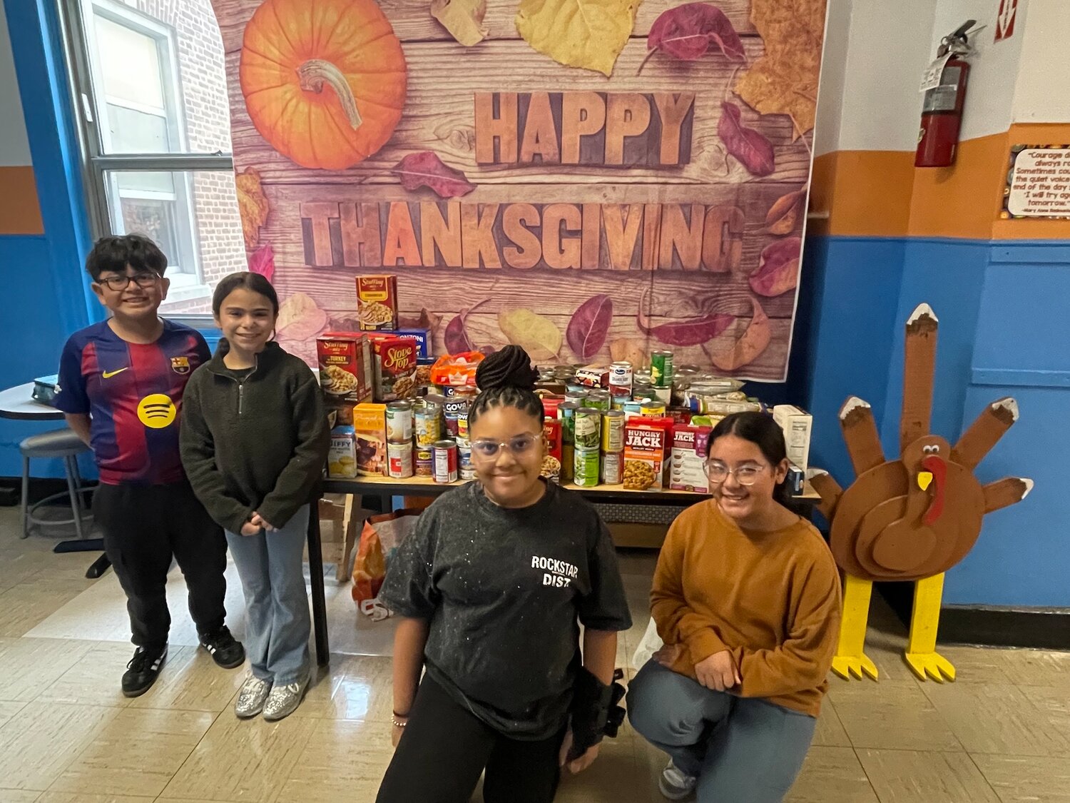Malverne students give back with Thanksgiving food drive | Herald ...