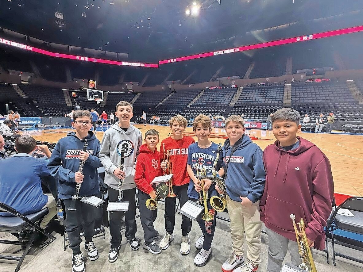 South Side Middle School band performs national anthems at Long Island ...