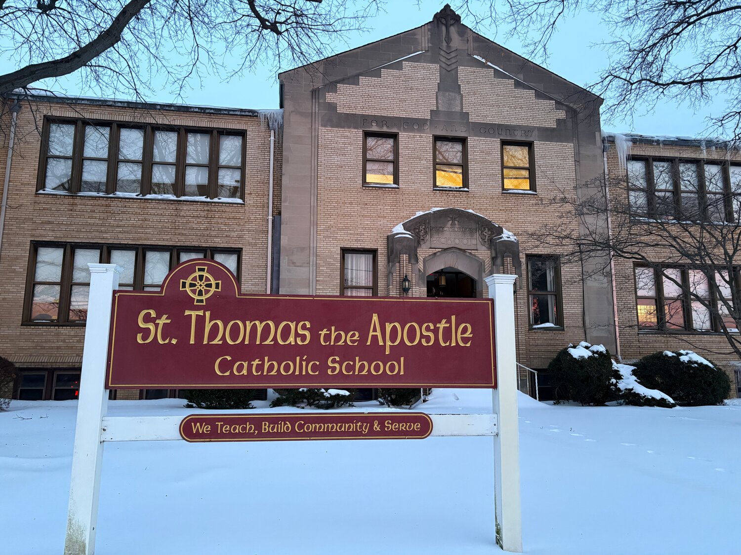 Blizzard conditions prompts Nassau County and Hochul to declare states ...