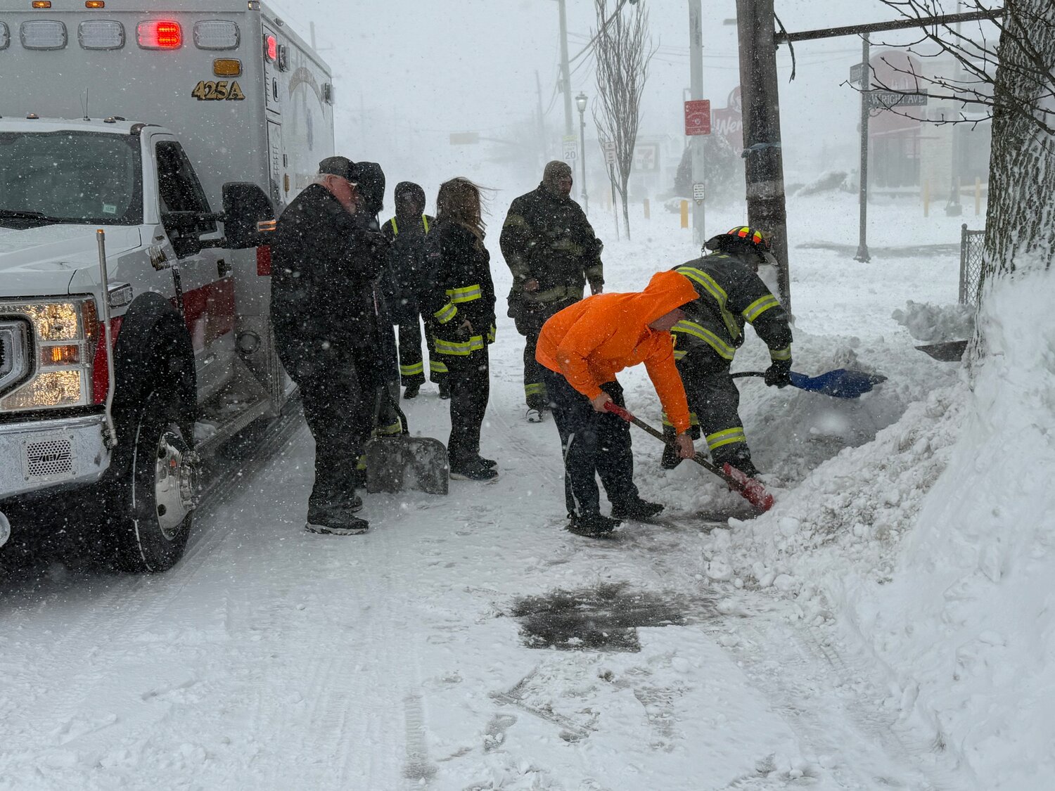 It's snowing in East Rockaway and Lynbrook | Herald Community ...
