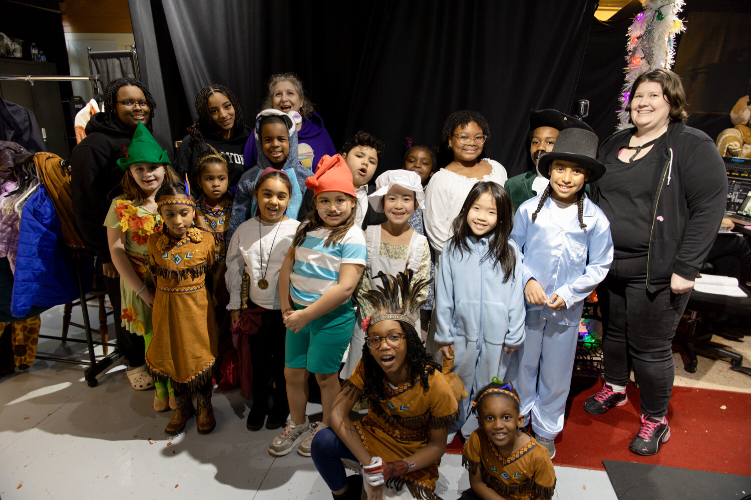 Sparkle on Stage takes audience to Neverland with ‘Peter Pan Jr ...