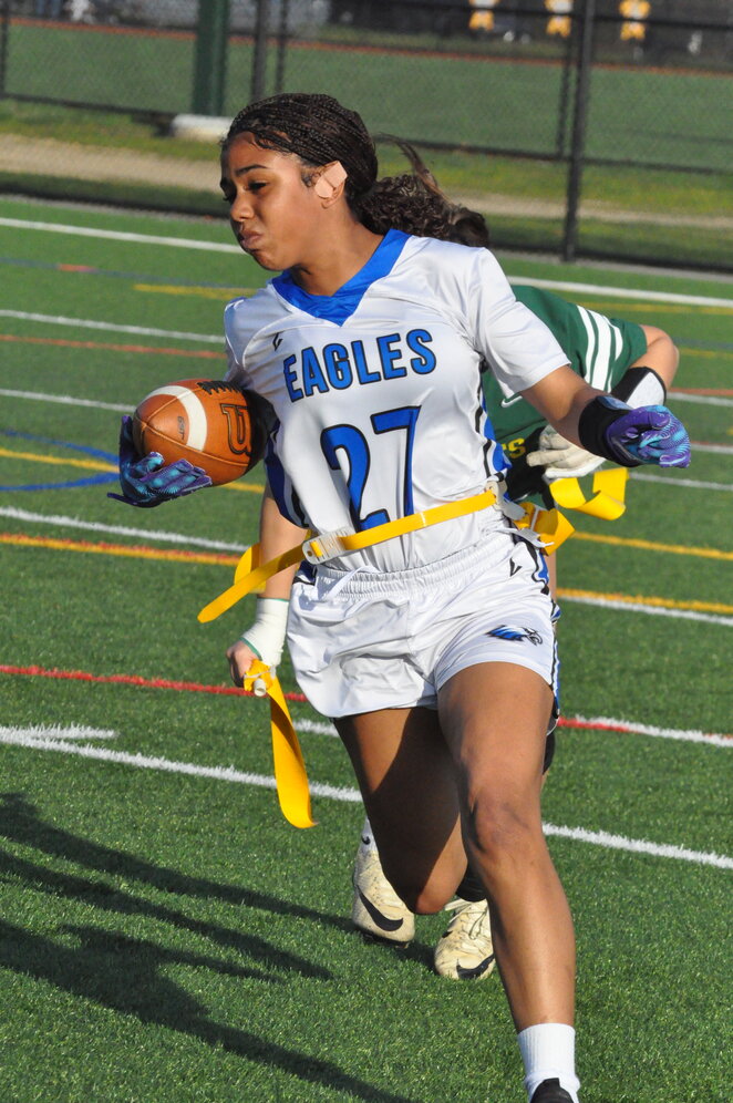 Copiague flag football 7-7 after close loss | Herald Community ...