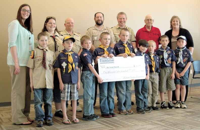 Foundation presents grant checks | Marshfield Mail