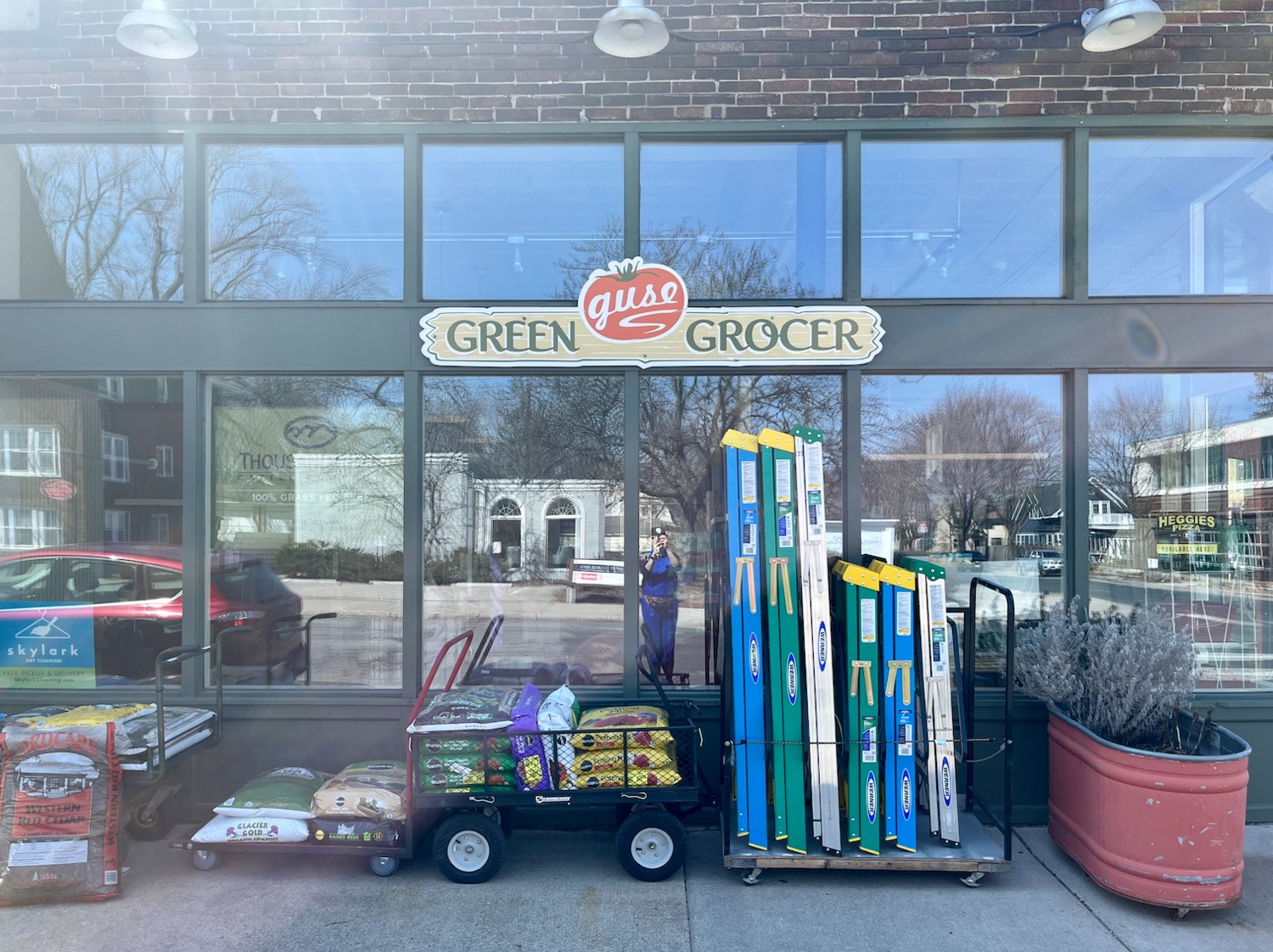 Goodbye, Guse Green Grocer | Southwest Voices