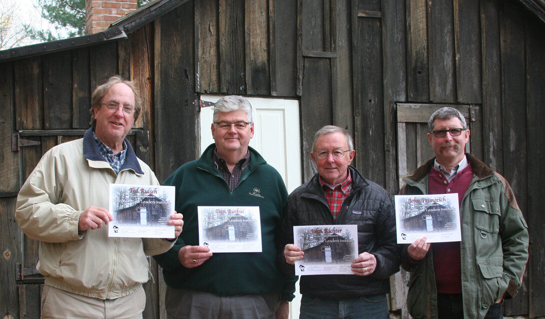 Northwoods residents complete lake leader training - Northwoods Star ...