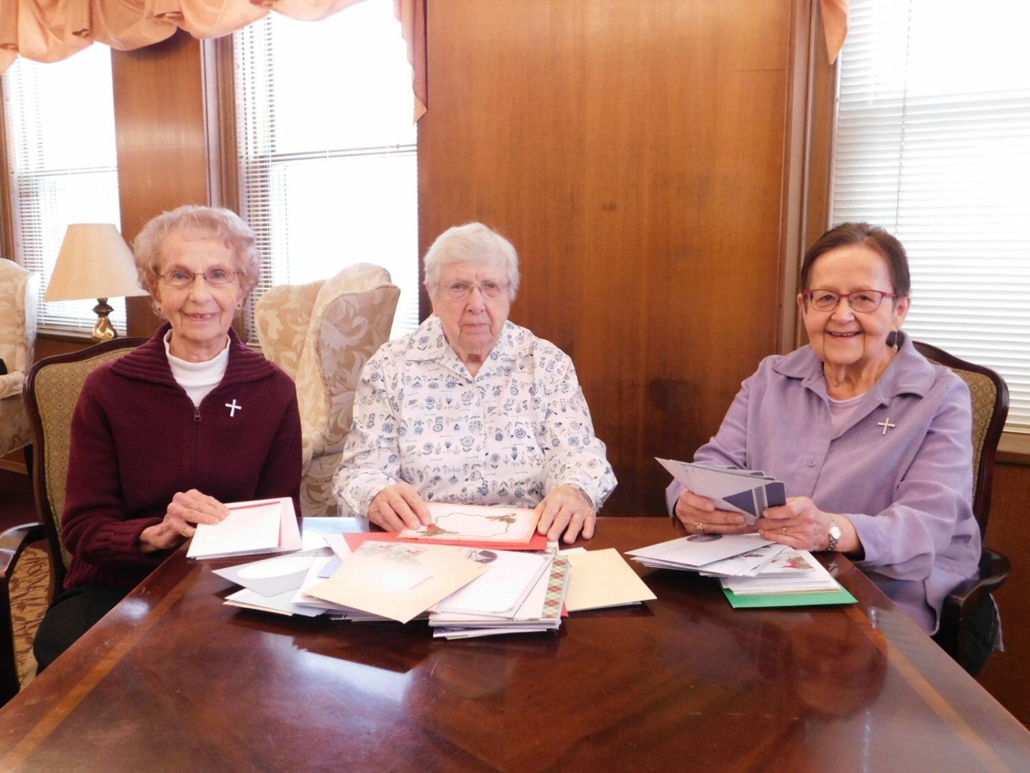 Holy Cross Sisters send Christmas greetings to Copper Lake/Lincoln ...