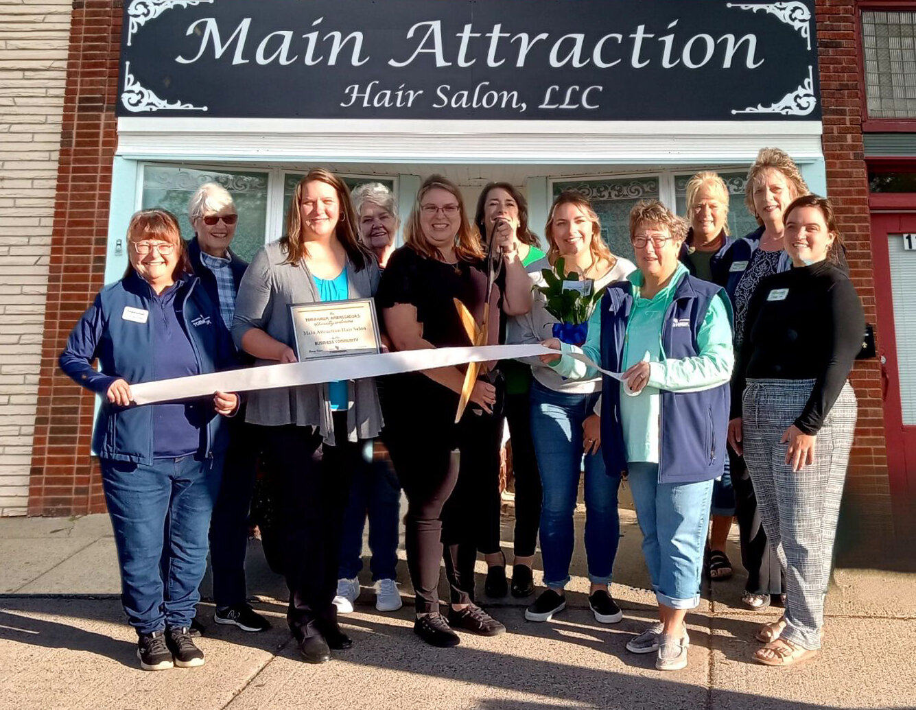 Ambassadors hold ribbon cutting ceremonies at Animal Clinic, Main ...