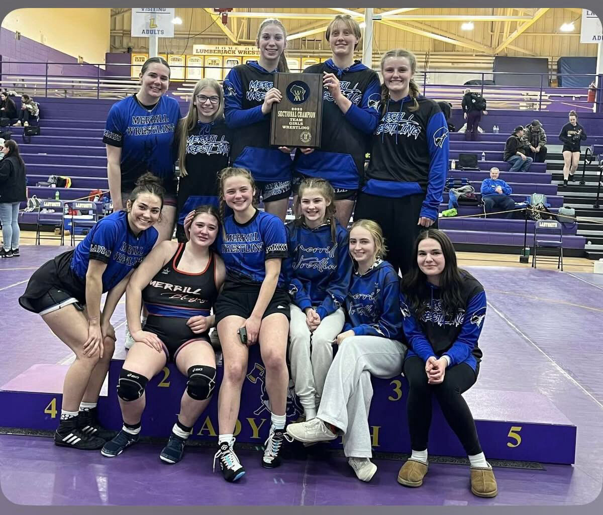 Two Merrill girls are headed to State - Merrill Foto News