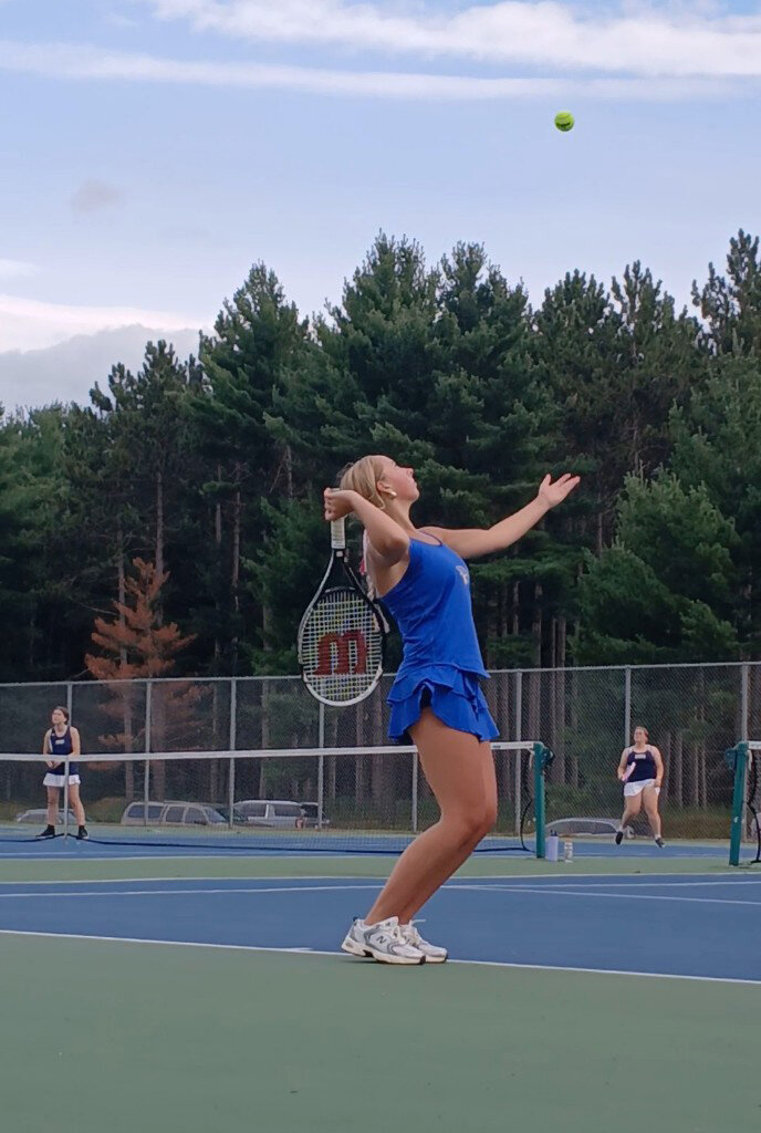 Merrill Girls sweep two Varsity Tennis matches - Merrill Foto News