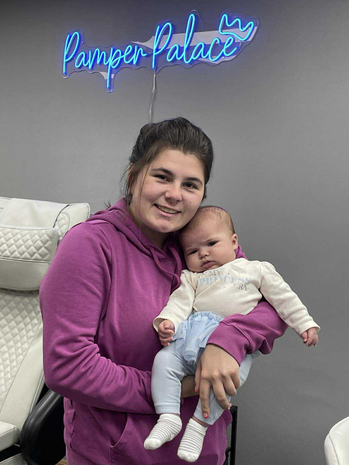 New business owner finds her niche at Pamper Palace - Merrill Foto News