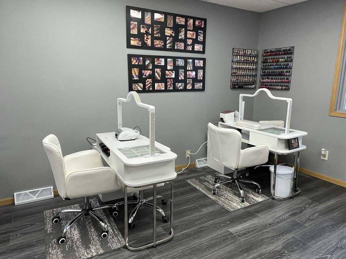 New business owner finds her niche at Pamper Palace - Merrill Foto News