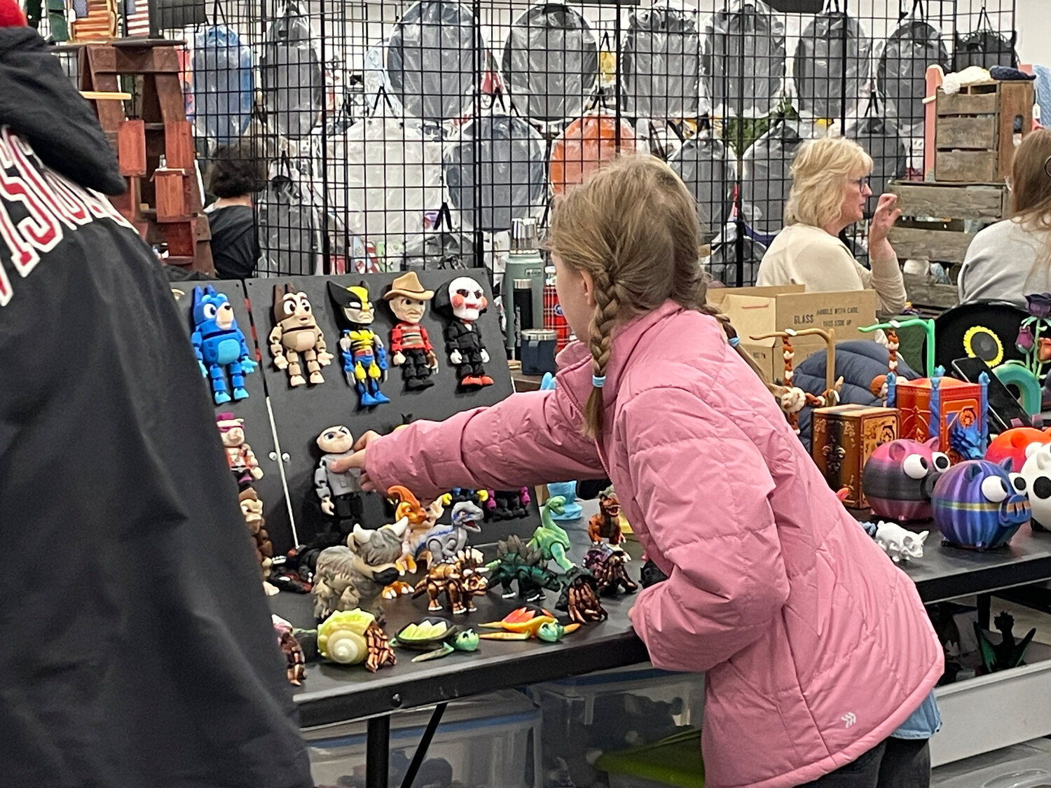 Scenes from last weekend's shopping in Merrill - Merrill Foto News