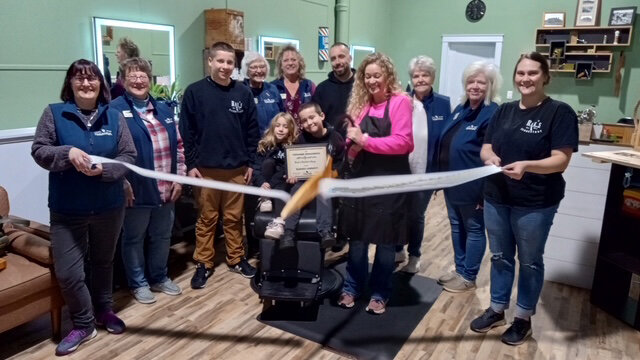 Tomahawk Ambassadors welcome Rae’s Barbershop to new location ...