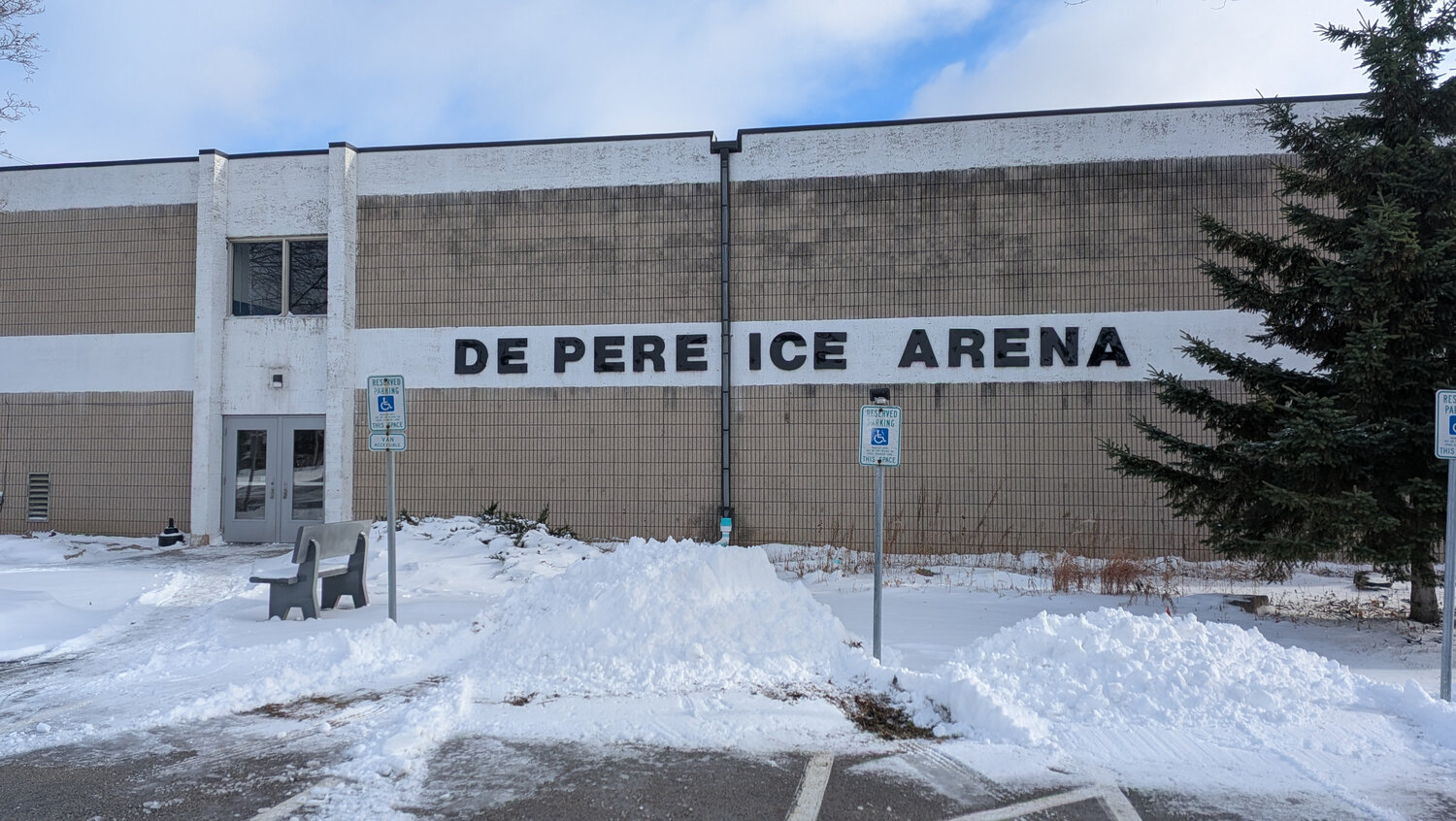 What’s to become of the De Pere Ice Arena? - Press Times