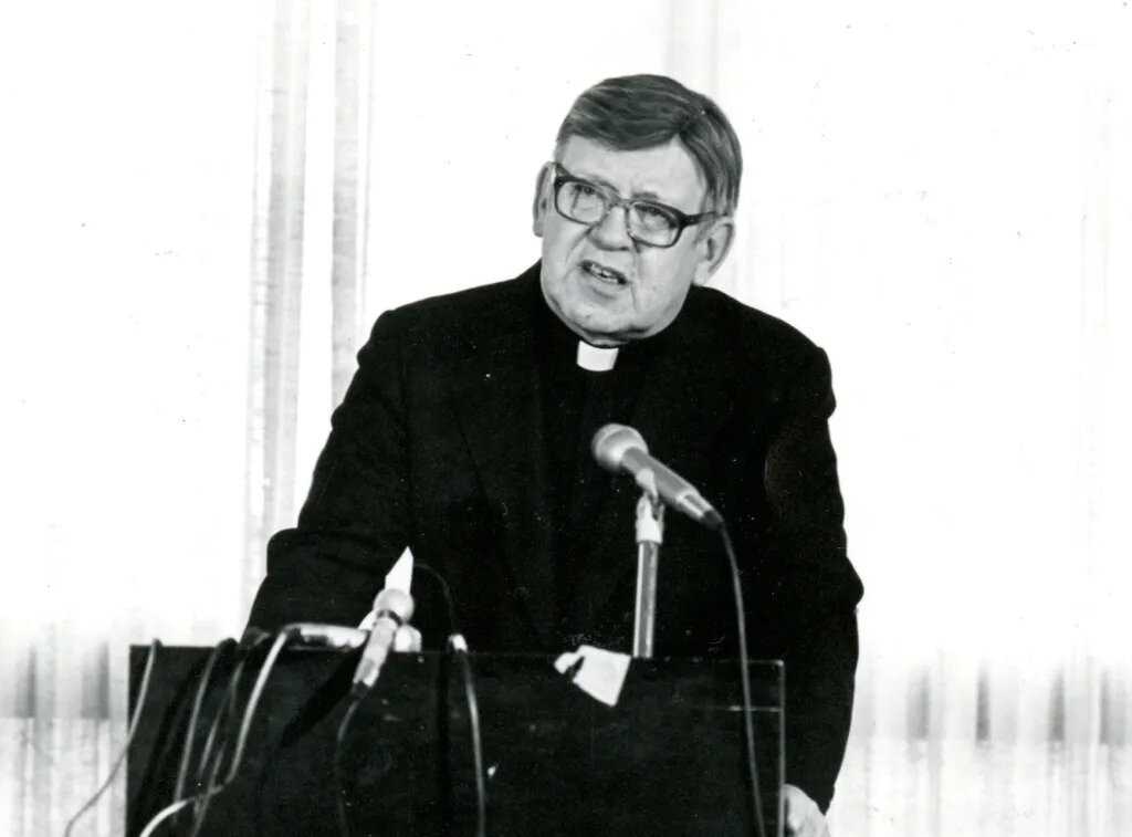 The rock‘n’roll congressman priest from Green Bay who was benched by ...