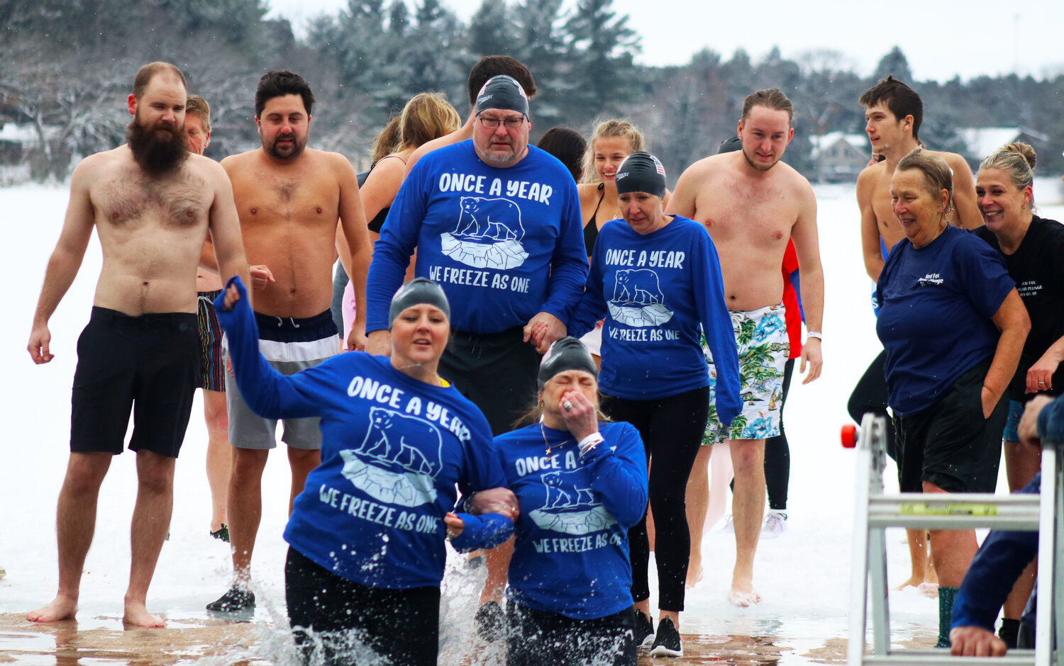 2026 kicks off with Red Fox Polar Plunge on Little Silver Lake ...