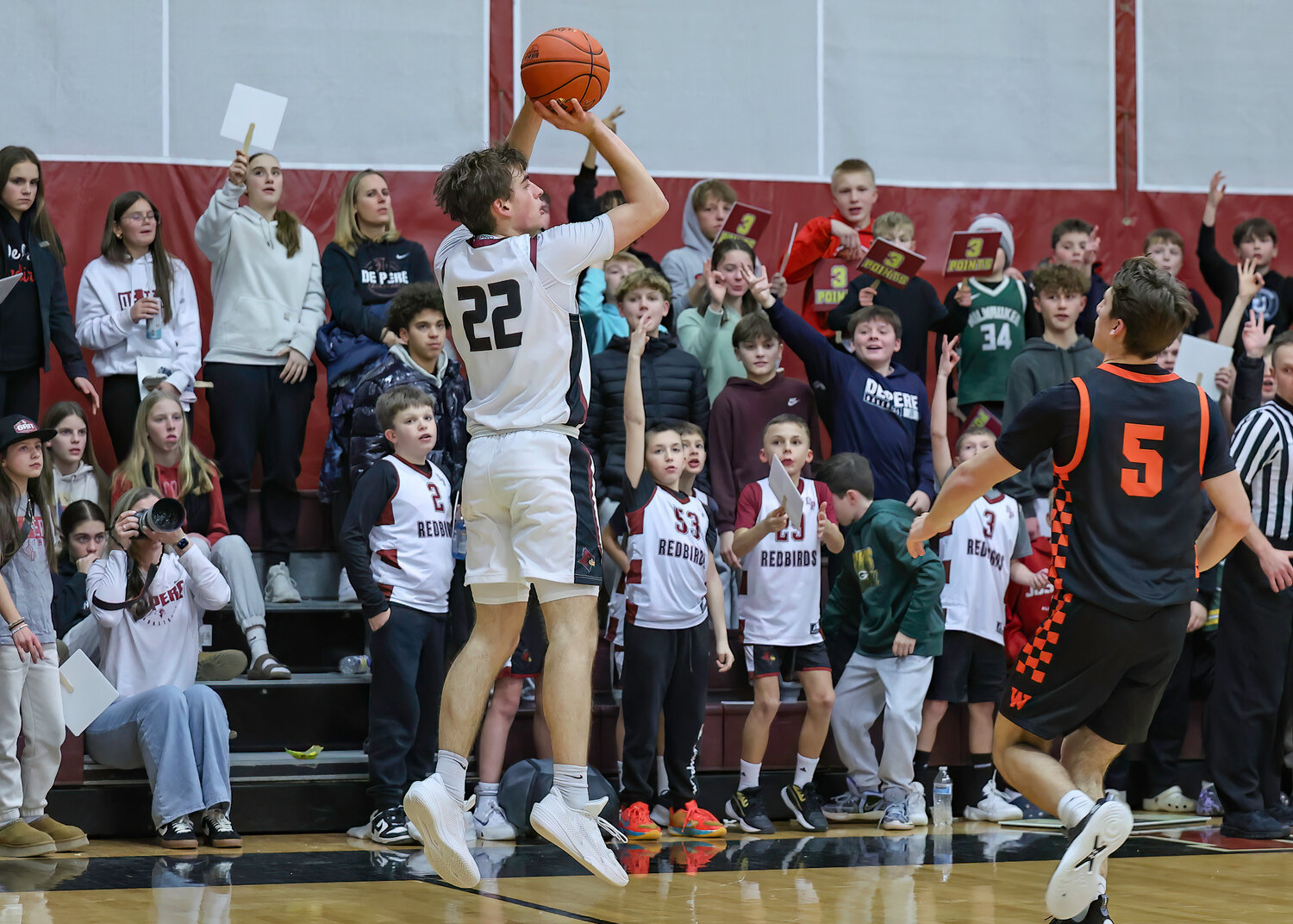 Redbirds reclaim the bridge: De Pere stuns West De Pere in rivalry ...