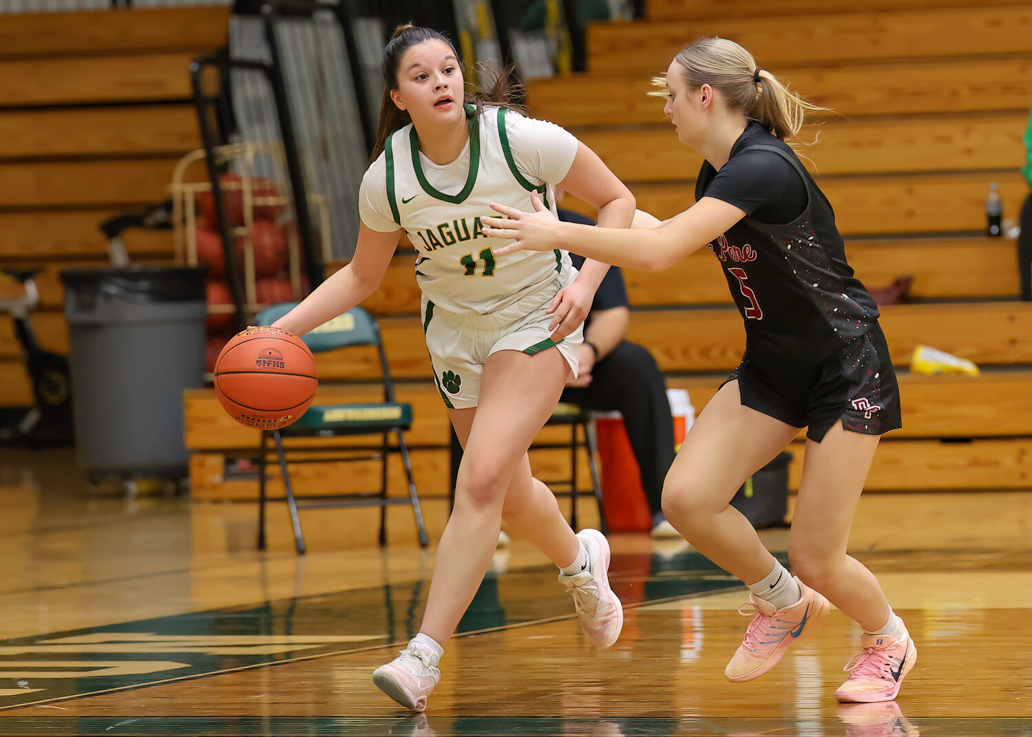 De Pere dominates in decisive victory over Ashwaubenon - Press Times